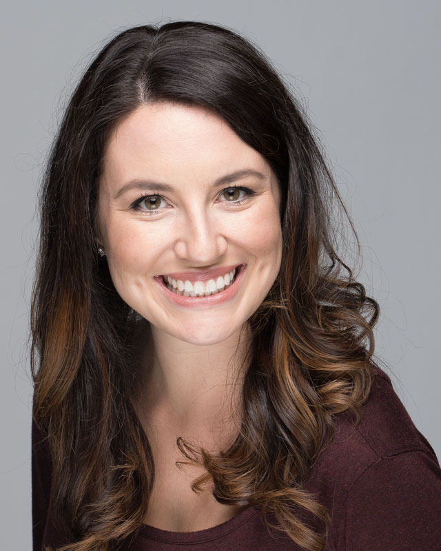 Resume/ Headshots | Erin Reis | Vocalist – Actress- Educator